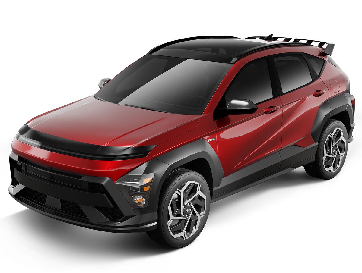 Husky Liners Smoke Aeroskin Low Profile Hood Protector 2842252 | Husky ...